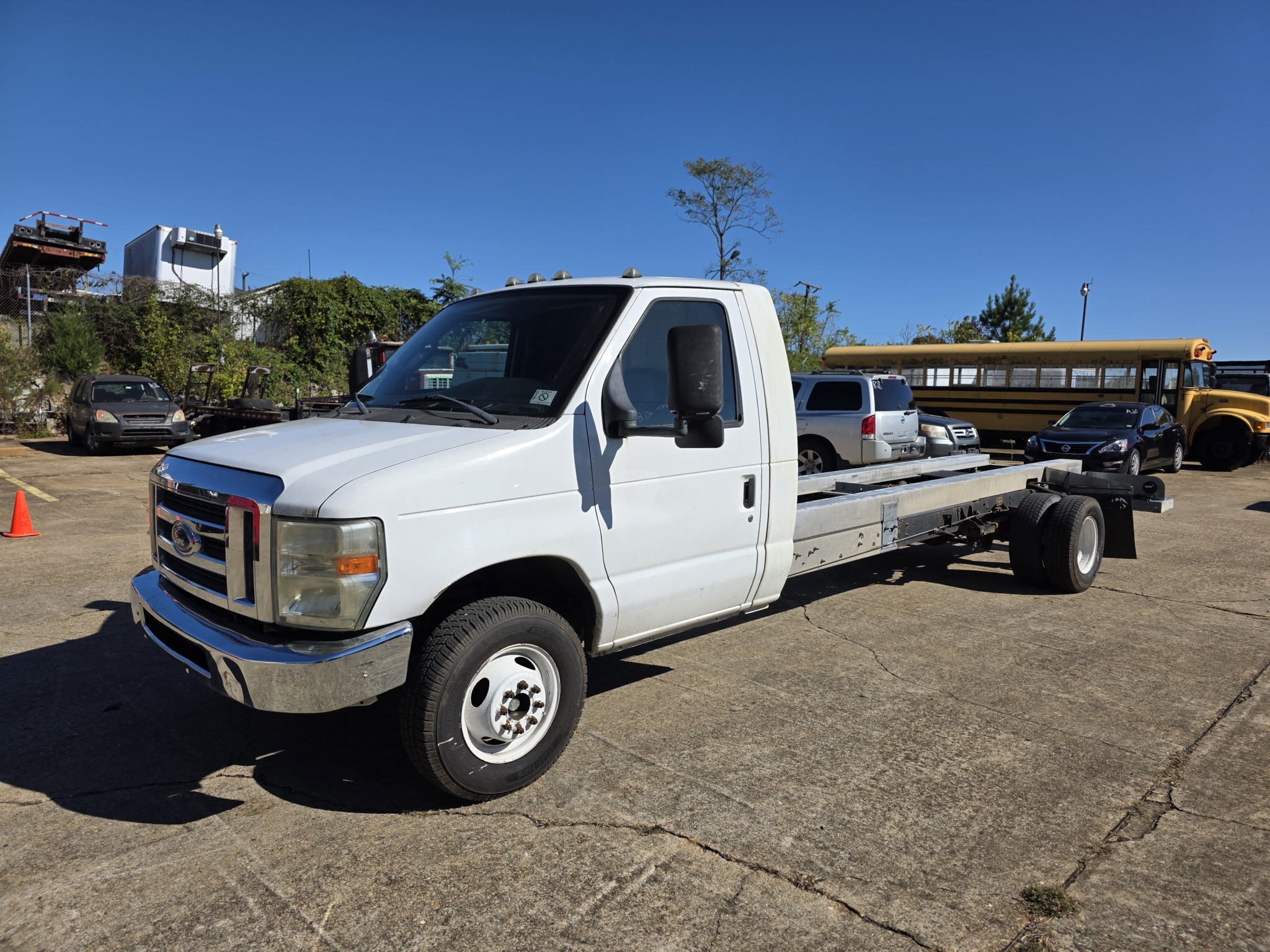 Ford E450 Enclosed Cab "Cutaway" cab & chassis (16') - Richmond Auto ...
