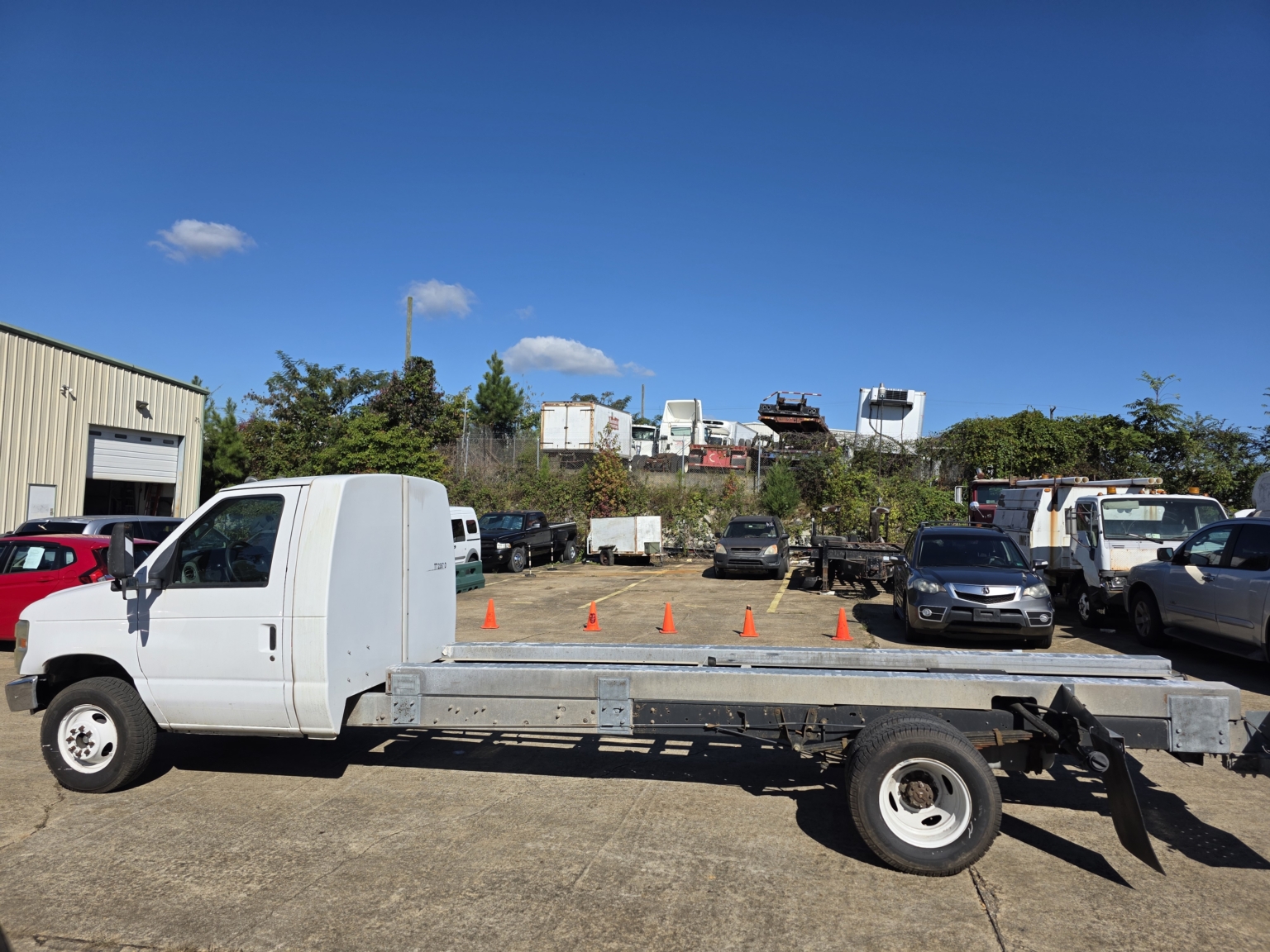 Ford E450 Enclosed Cab "Cutaway" cab & chassis (16') - Richmond Auto ...